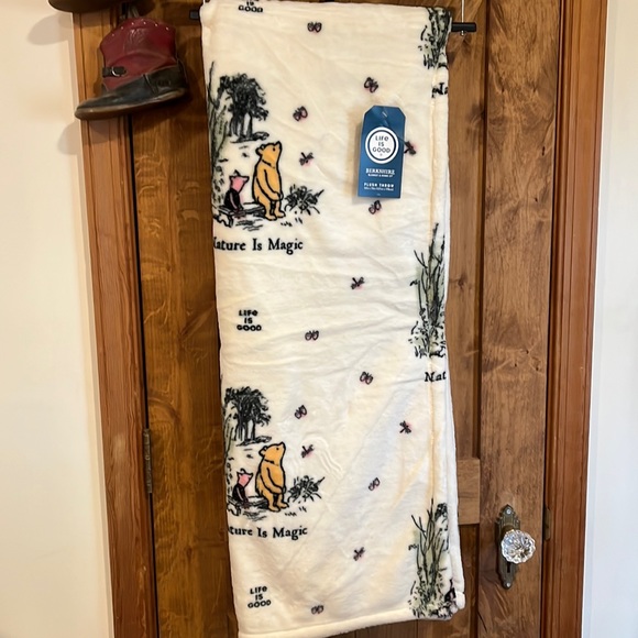 Life Is Good | Bedding | Nwt Life Is Good Winnie The Pooh Throw | Poshmark
